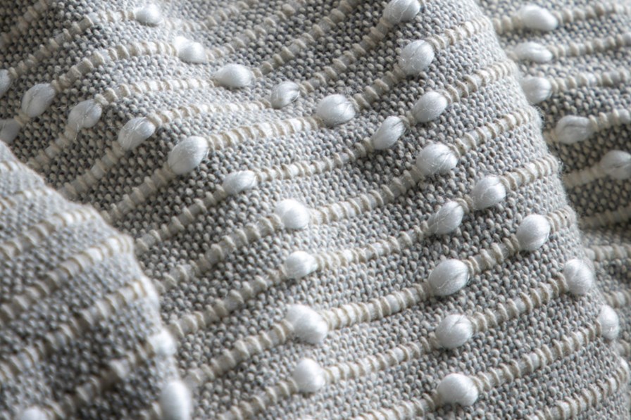 Light Grey Woven Diamond Throw With Tassels - 1300 x 1700mm